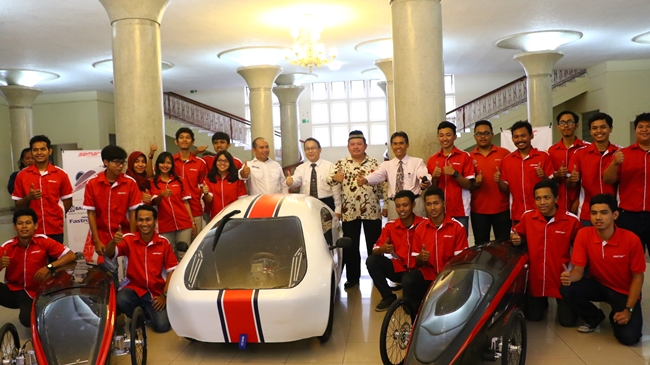 USUNG TIGA MOBIL, TIM SEMAR YAKIN JUARA KMHE 2016 – Kreativitas UGM